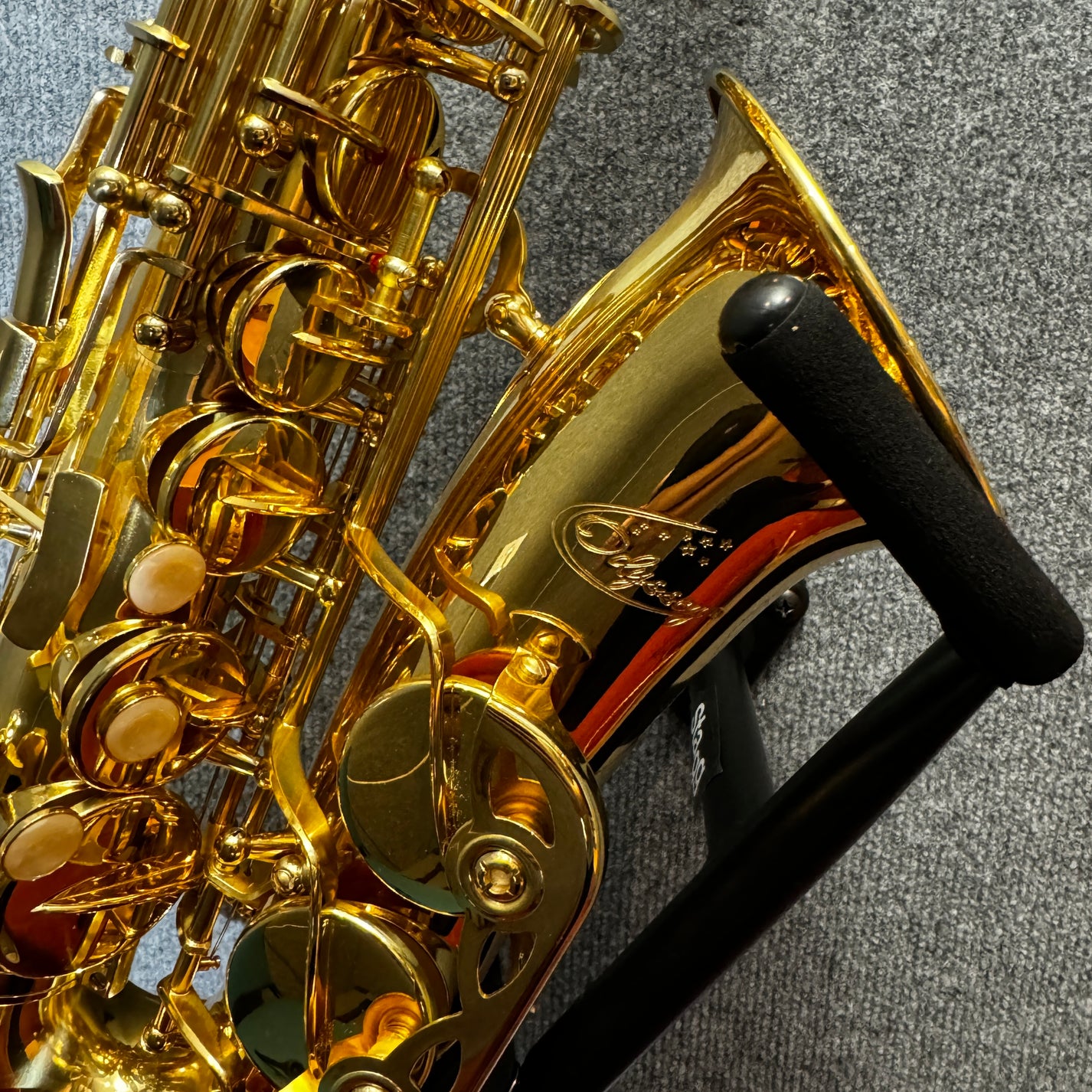 Odyssey Debut Eb Alto Saxophone Outfit – All Instruments Ltd